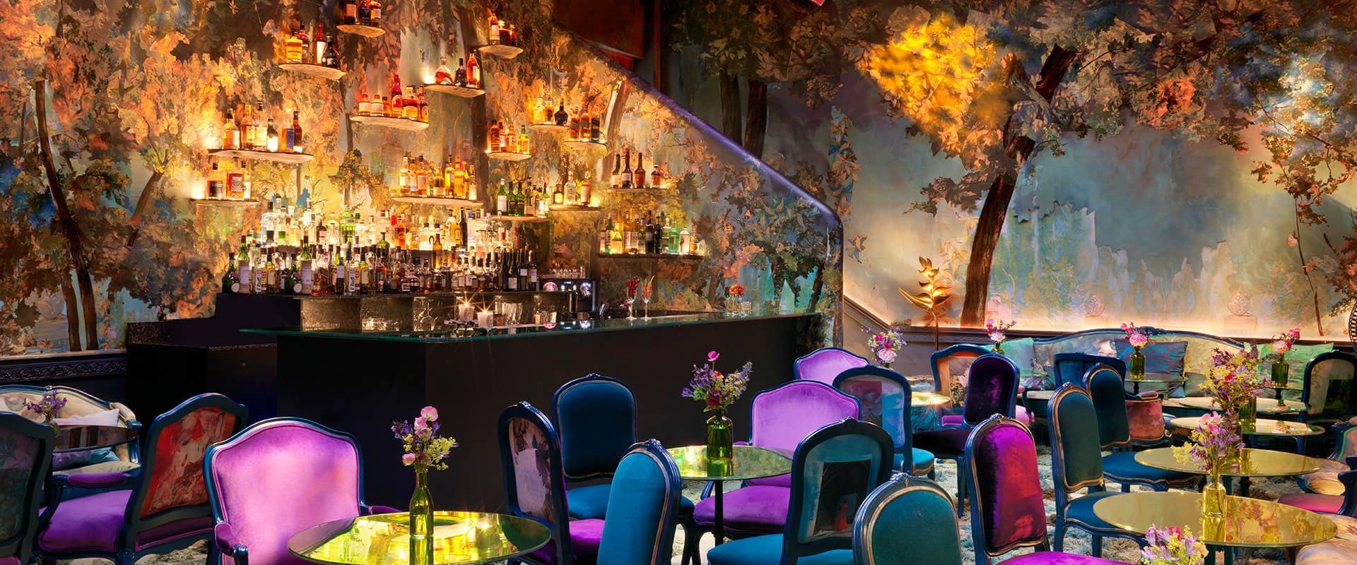 Unique Features of Themed Restaurants
